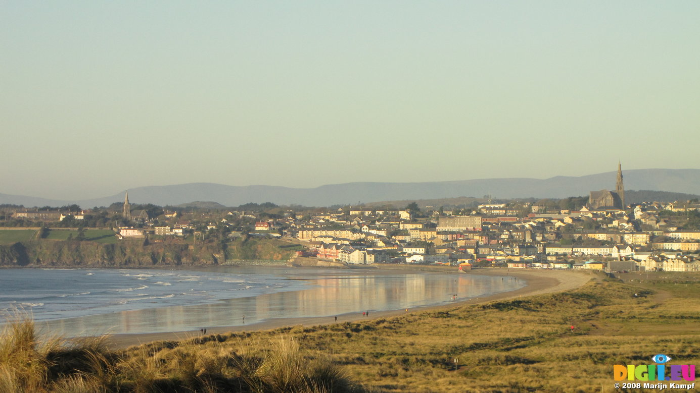 Picture SX00698 Tramore reflected on the beach | 20081227 Tramore Beach ...