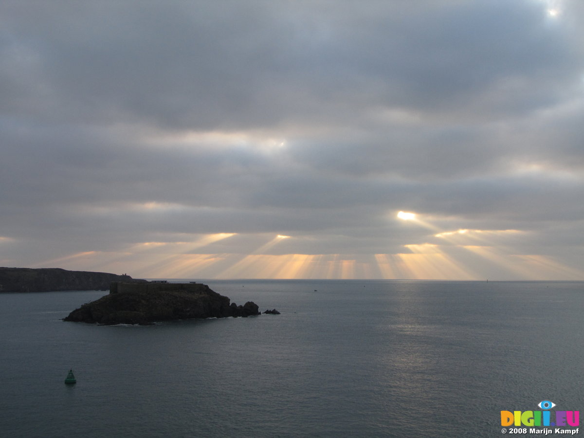 Picture SX01078 Tenby beach at low tide | 20090108 Tenby and Ferry ...