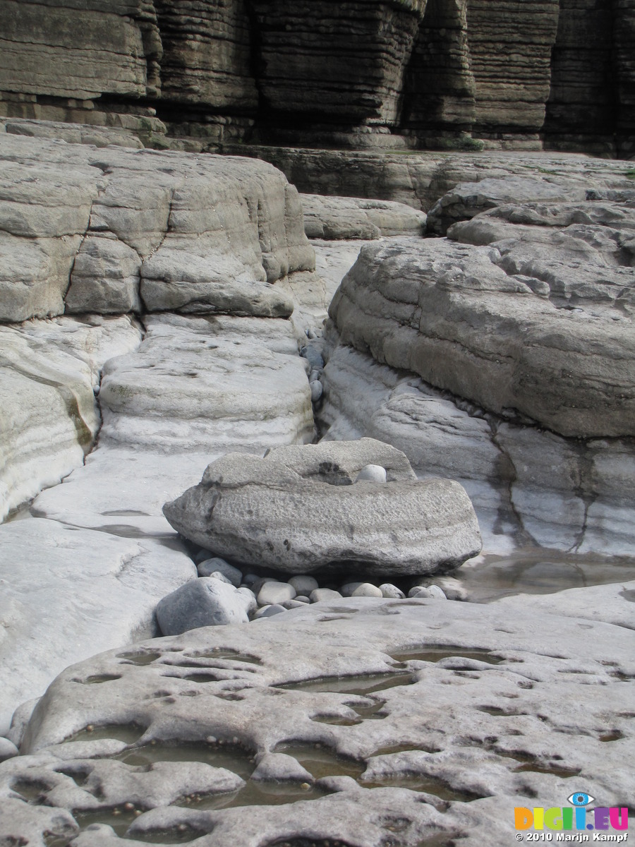 Picture SX13931-13991 Panorama Cliffs near Southerndown | 20100428 ...