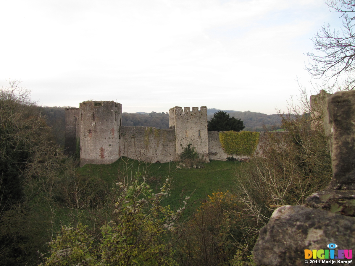 Picture SX21102 Gatehouse of Chepstow Castle | 20111113 Walk to Devil's ...