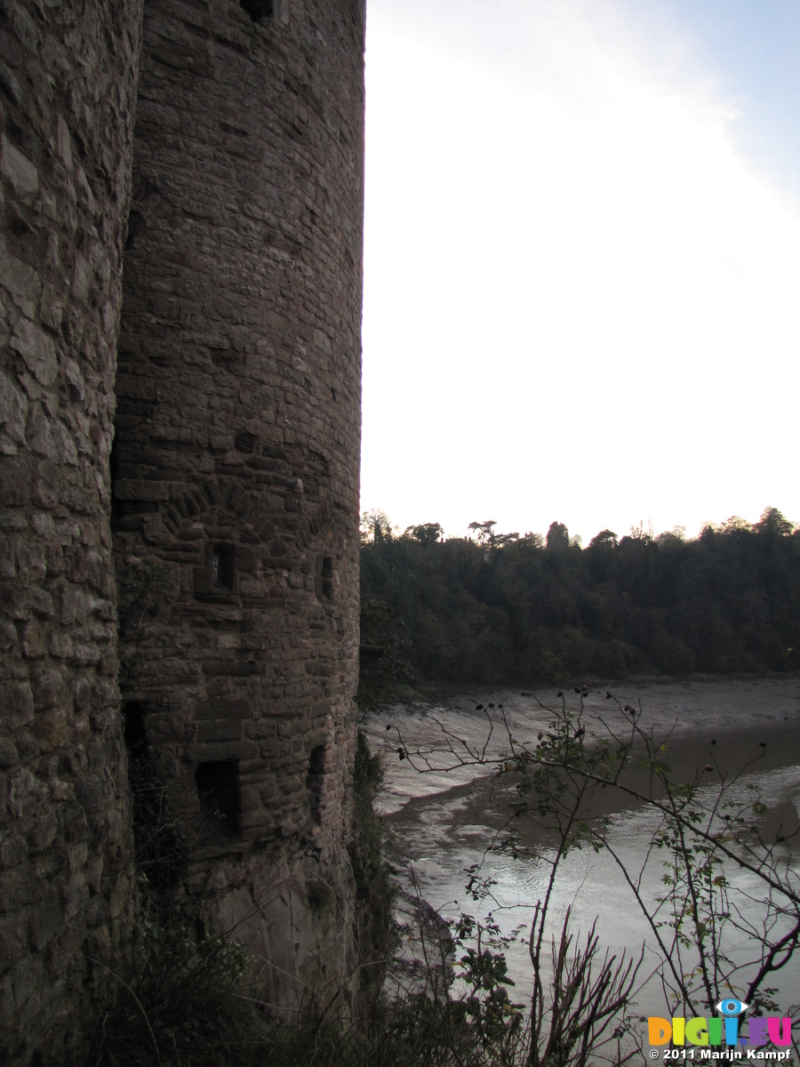 Picture SX21102 Gatehouse of Chepstow Castle | 20111113 Walk to Devil's ...